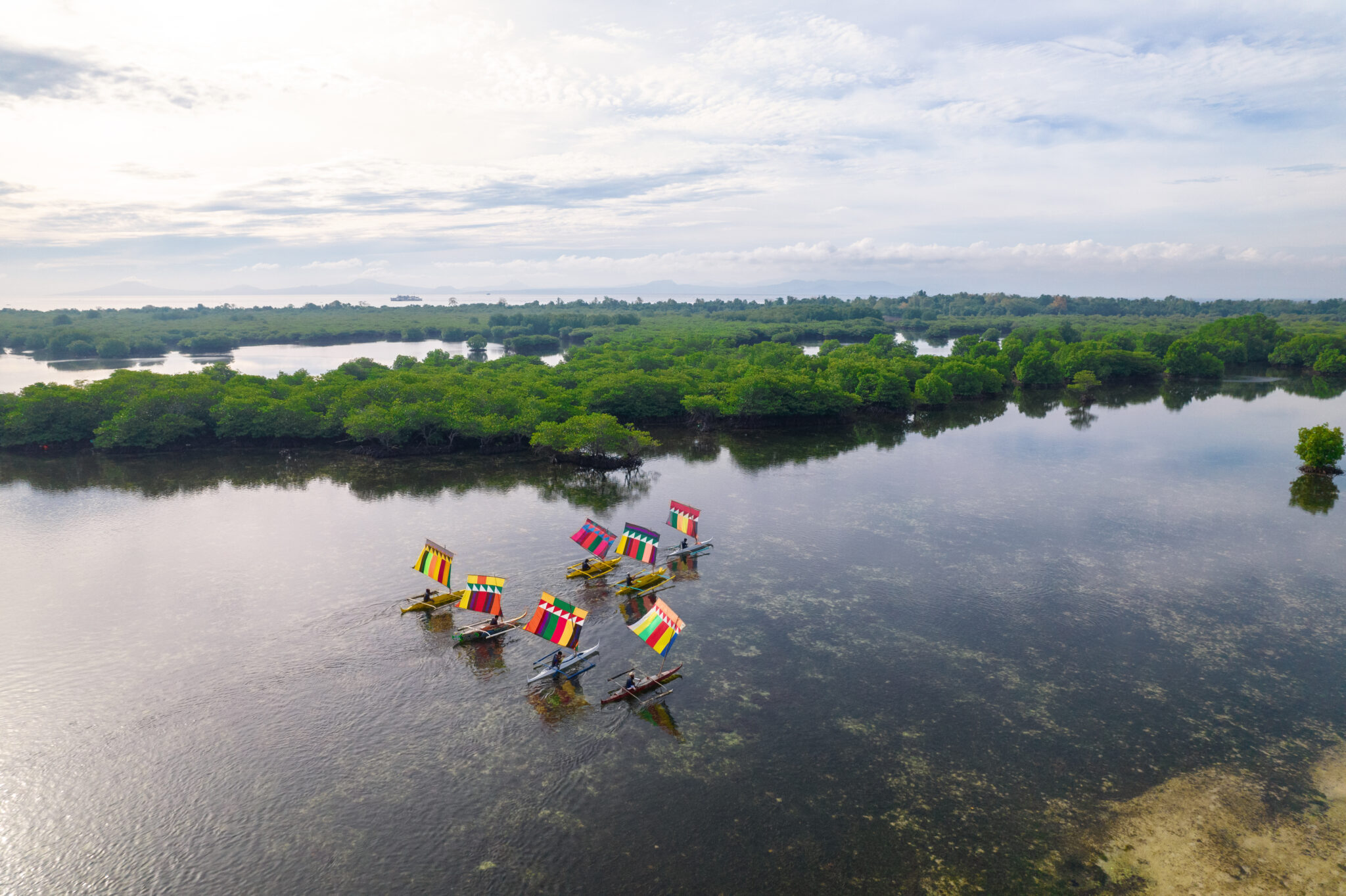 The Story Behind Zamboanga’s Colorful Vinta